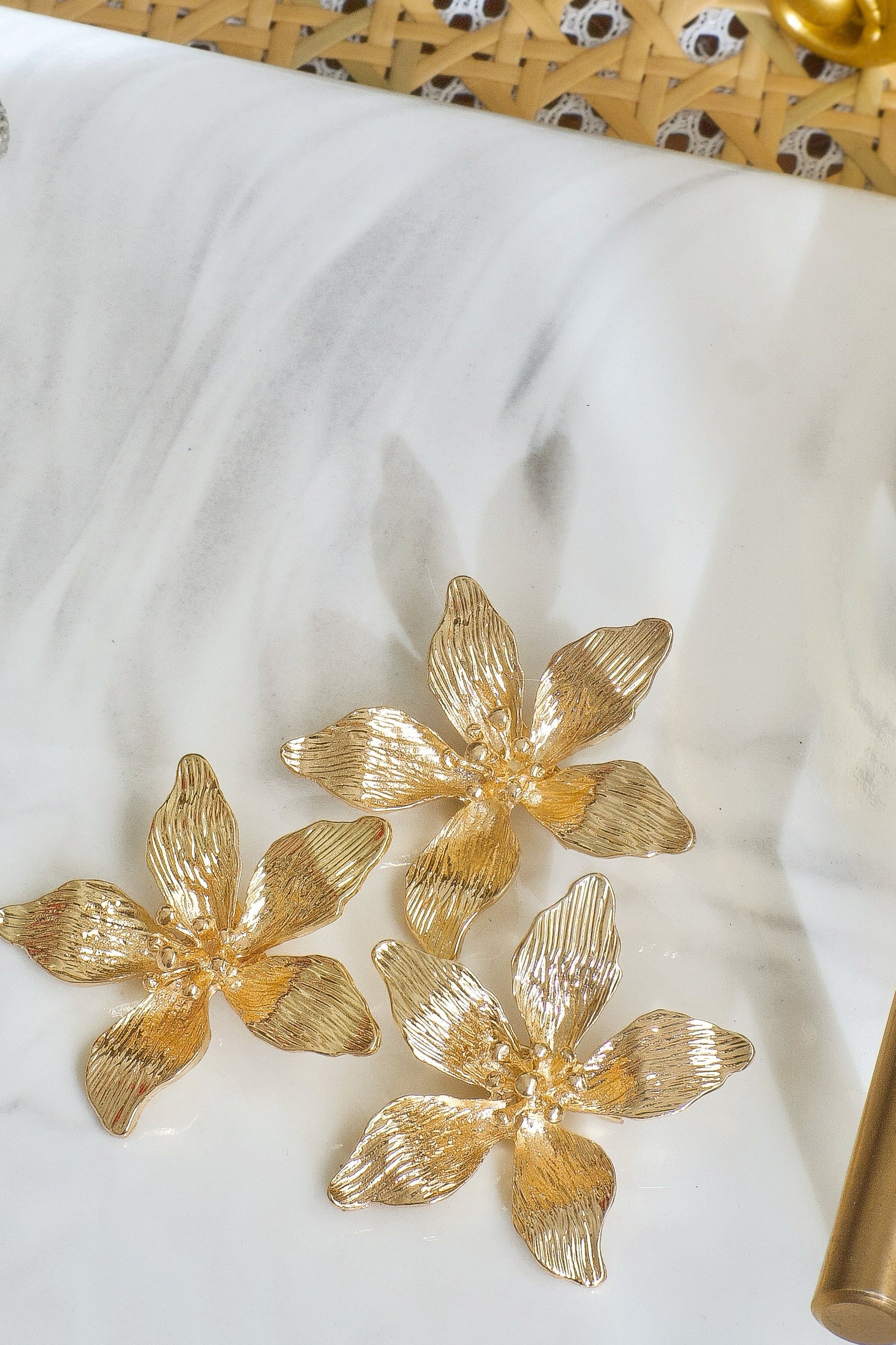 Set of 3 Bunga Kesidang Brooch with Reusable Gift Box – Caftanist