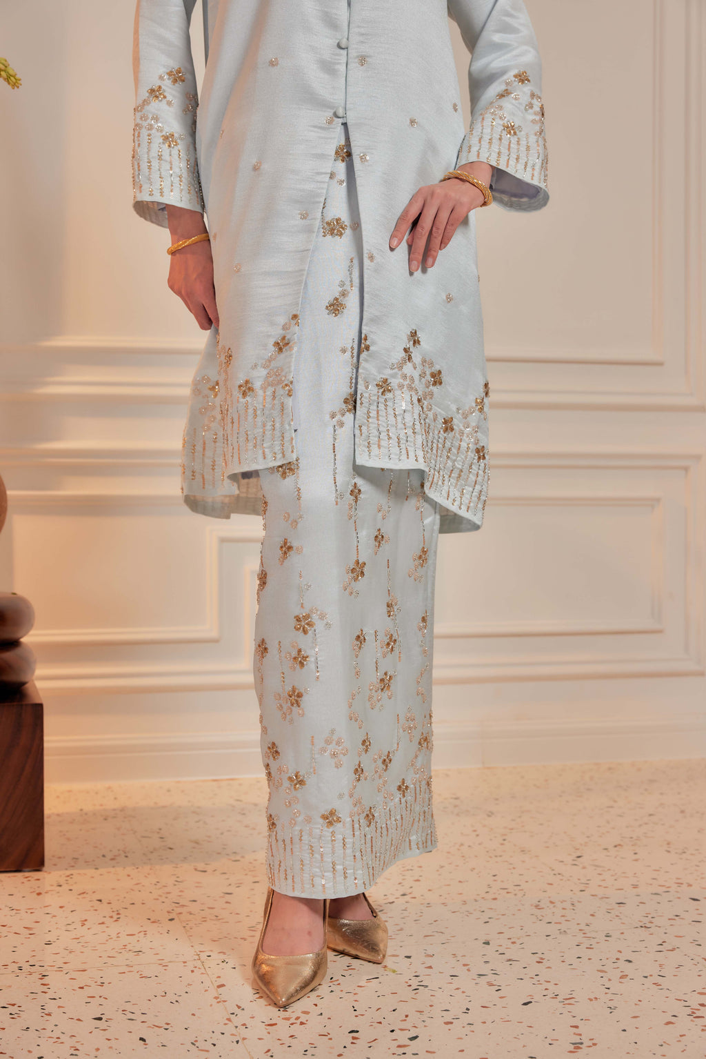 Whispy Blue - Bidasari Beaded Bunga Tabur Motif Kebarung (Fully Lined ...